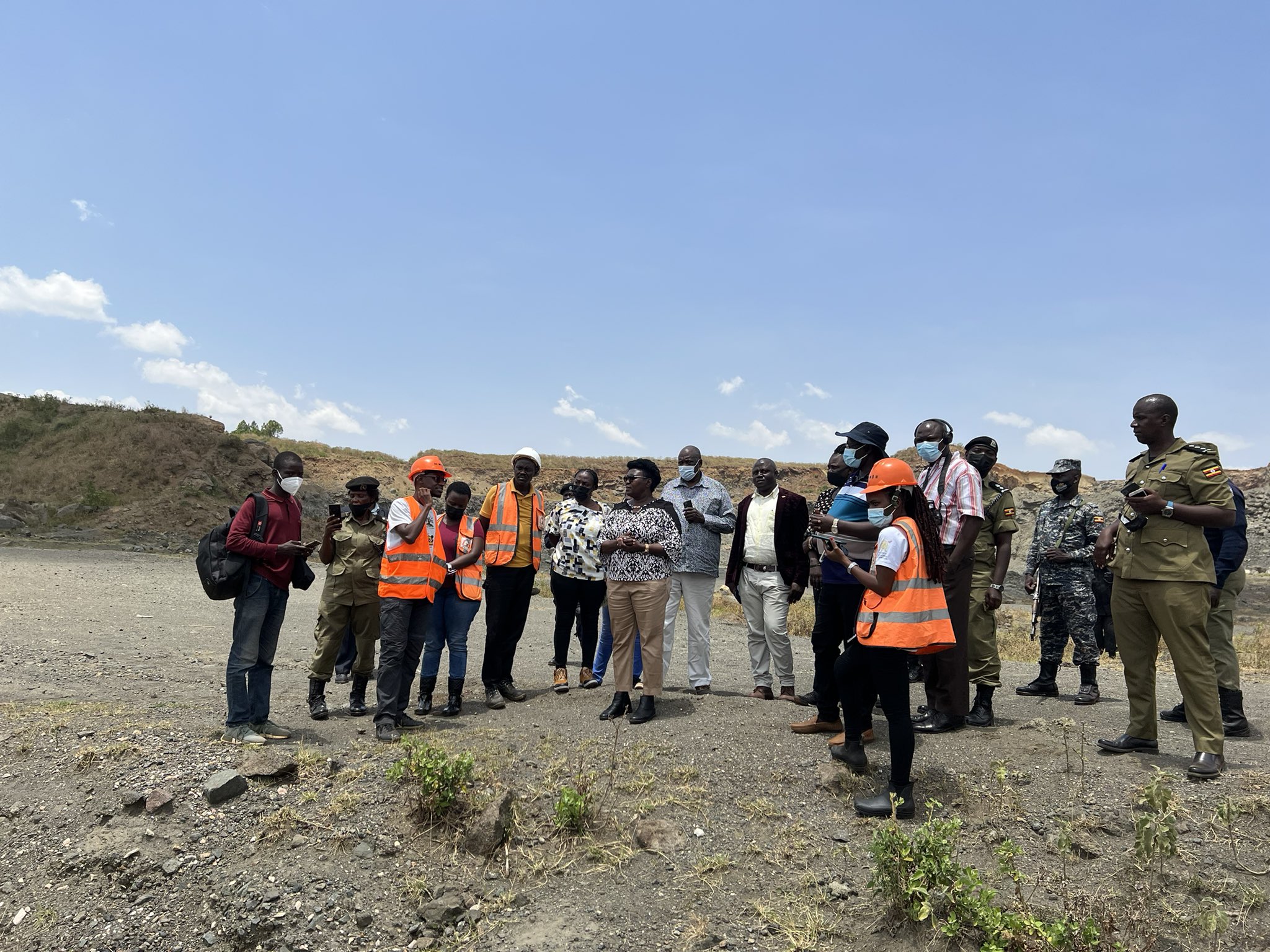 Uganda Minerals Minister Tours Mines - Deep Earth International