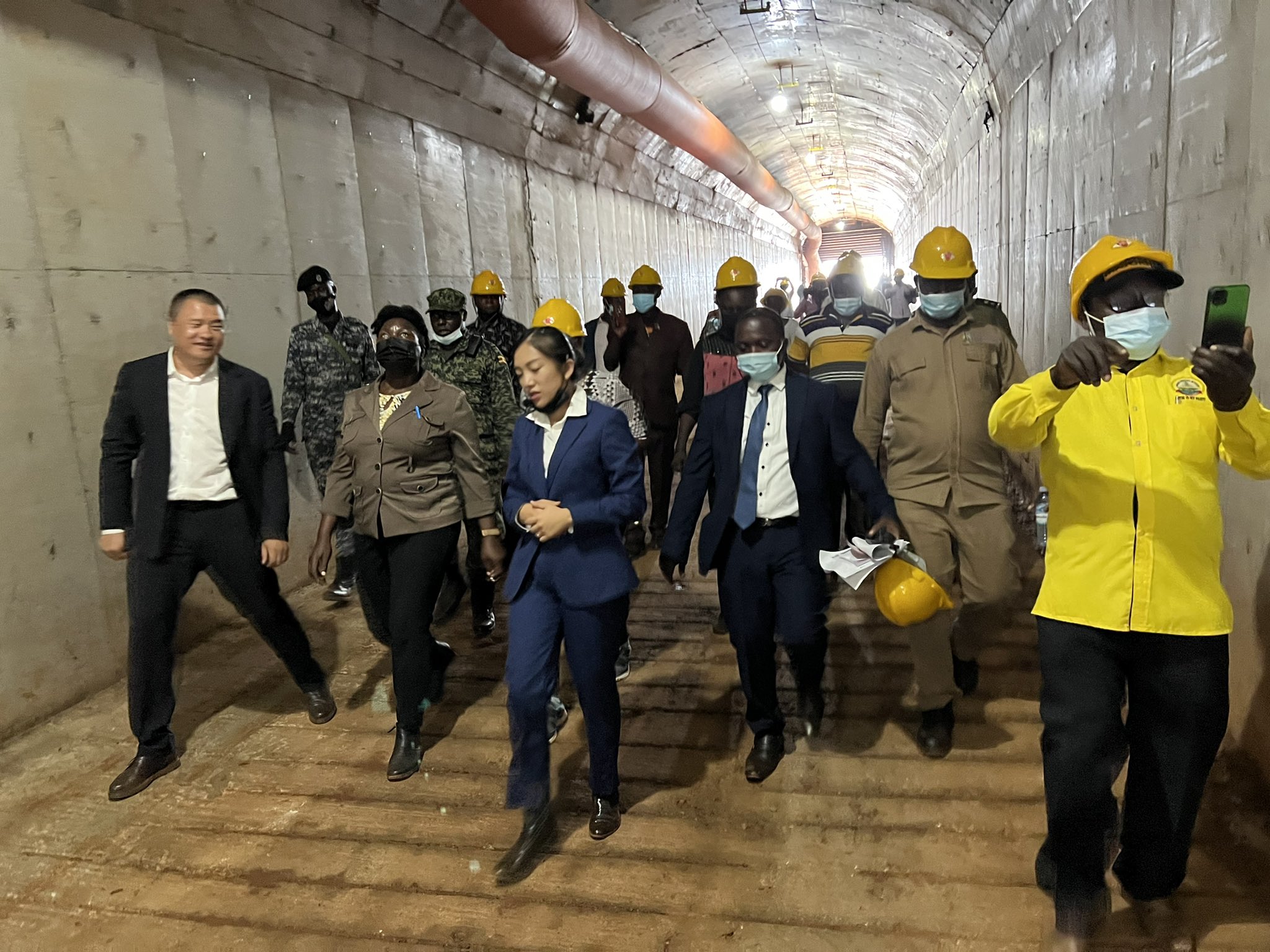 Uganda Minerals Minister Tours Mines - Deep Earth International